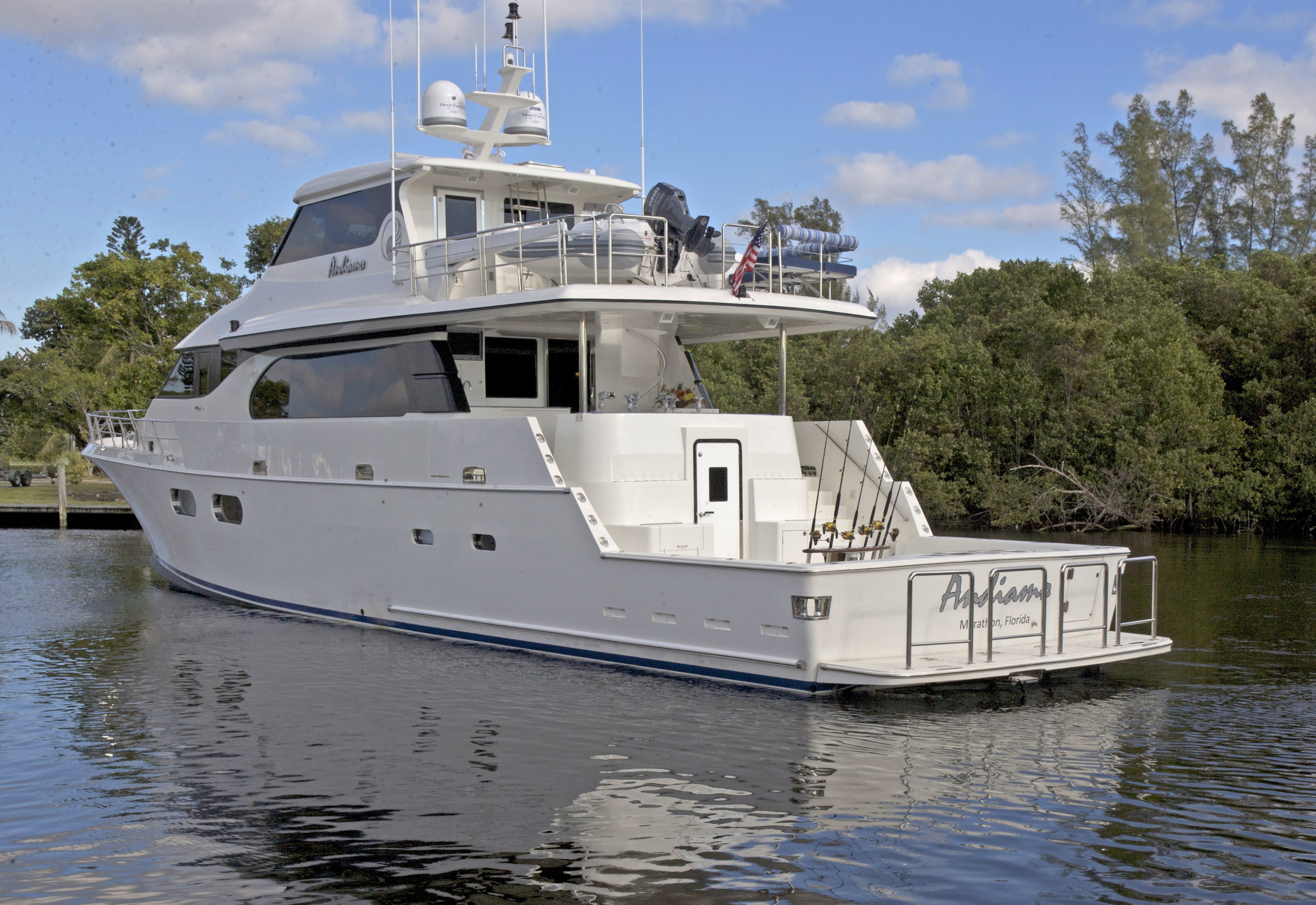 ANDIAMO Yacht Charter Details, Symbol 85 | CHARTERWORLD Luxury Superyachts